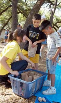 Sabinal churches celebrate life, share hope with community