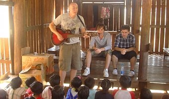 Christian band Bluetree on a mission to stand out