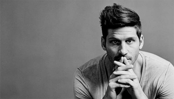 Musician David Dunn helps point audiences to clear direction