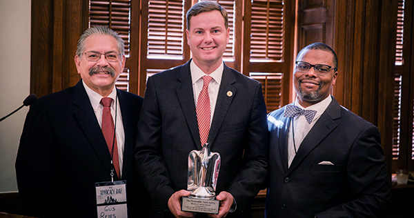 Christian Life Commission gives Lufkin lawmaker justice award