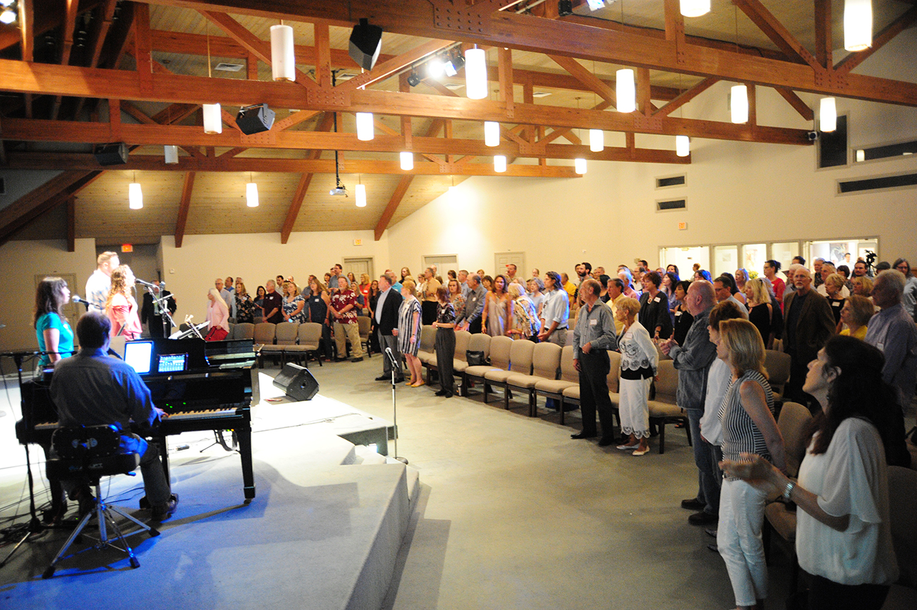 Country church takes root in upscale North Dallas