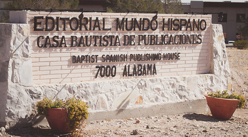 La visión de Editorial Mundo Hispano: Biblias en español para ...