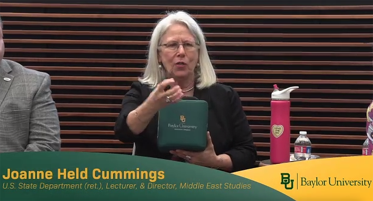 Baylor panel wrestles with issues of war and peace