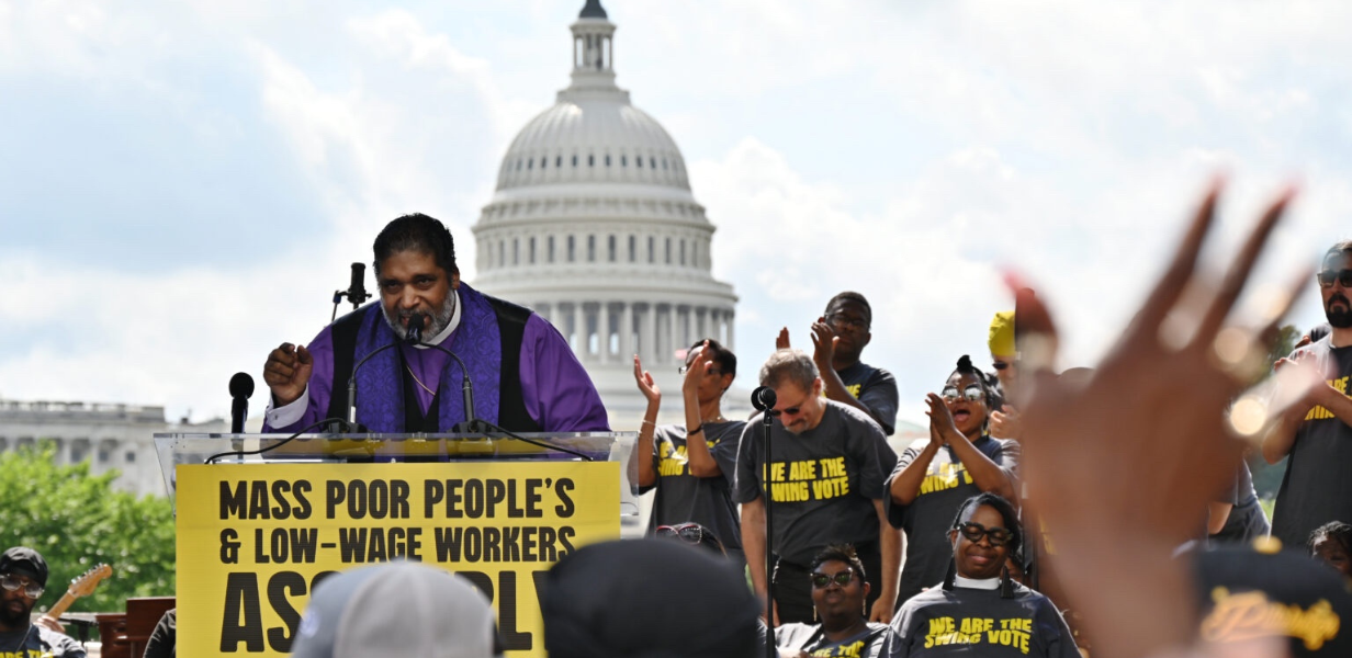 Thousands of faith leaders and activists rally for poor