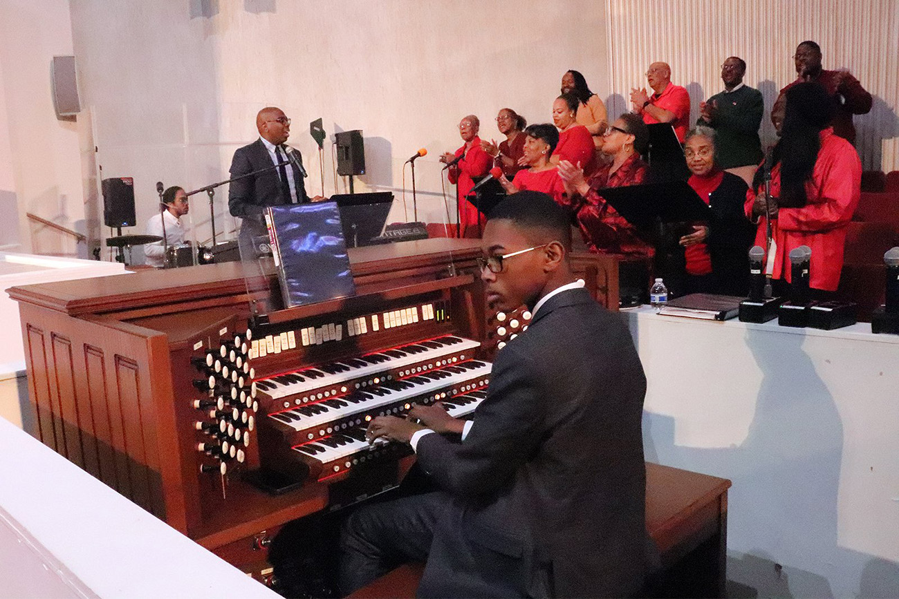 Young organists pull out all the stops to inspire interest