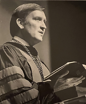 Russell Dilday, Baptist statesman, dead at 92