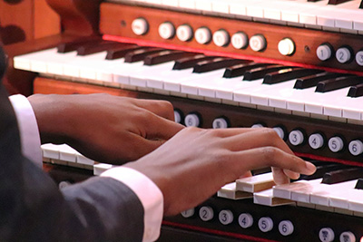 Young organists pull out all the stops to inspire interest