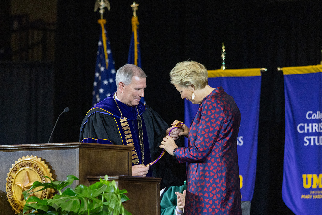 Hoogstra led Christian higher ed through decade of change